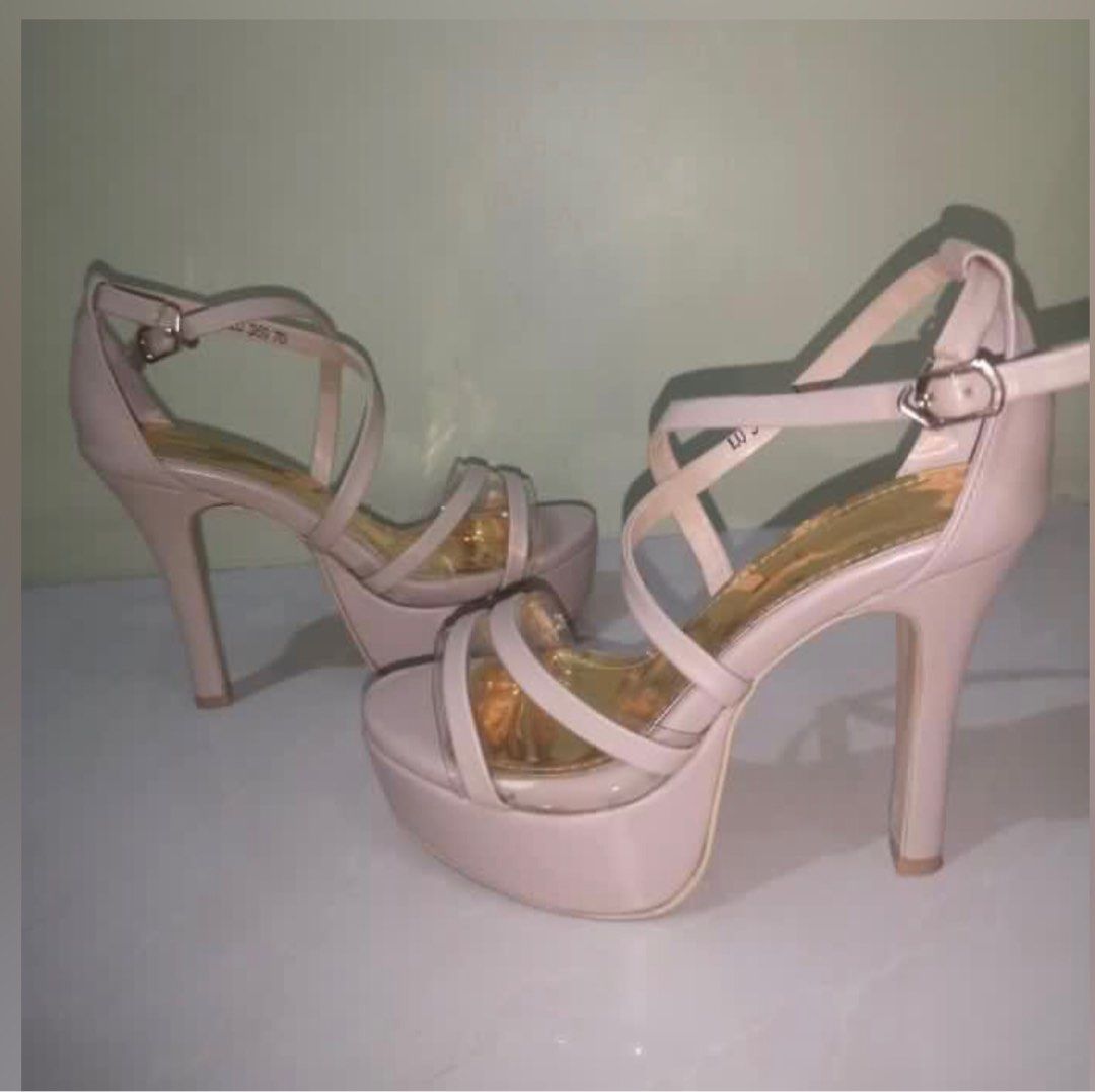 FIGLIARINA SANDALS, Women's Fashion, Footwear, Sandals on Carousell