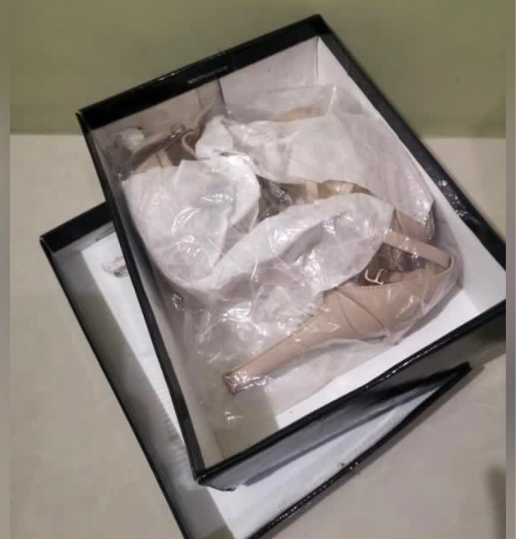 FIGLIARINA SANDALS, Women's Fashion, Footwear, Sandals on Carousell