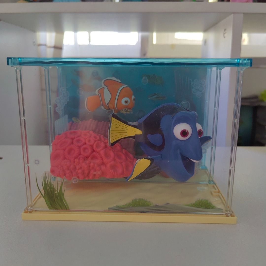 Finding Nemo and Dory Aquarium Display Figure, Hobbies & Toys, Toys ...