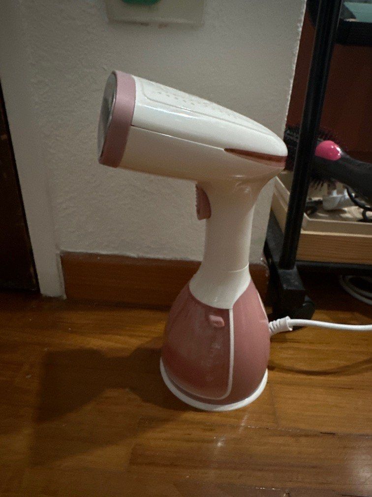 Handy iron steamer, TV & Home Appliances, Irons & Steamers on Carousell