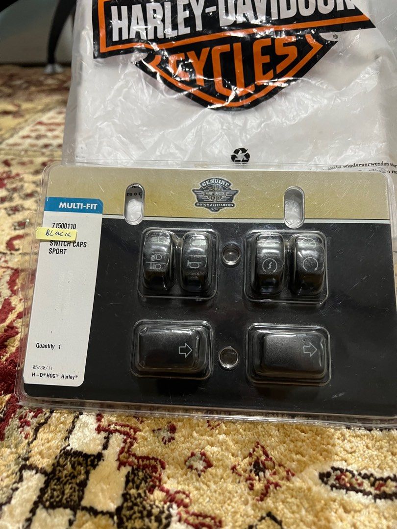 Harley switch cap ., Motorcycles, Motorcycle Accessories on Carousell
