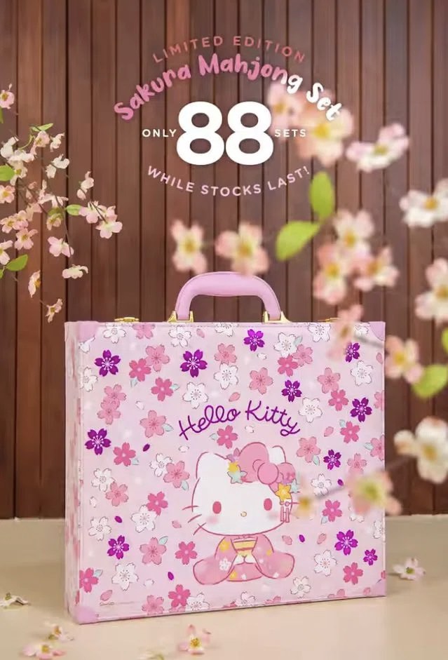 Hello Kitty Mahjong set (Limited Edition), Hobbies & Toys, Toys & Games ...