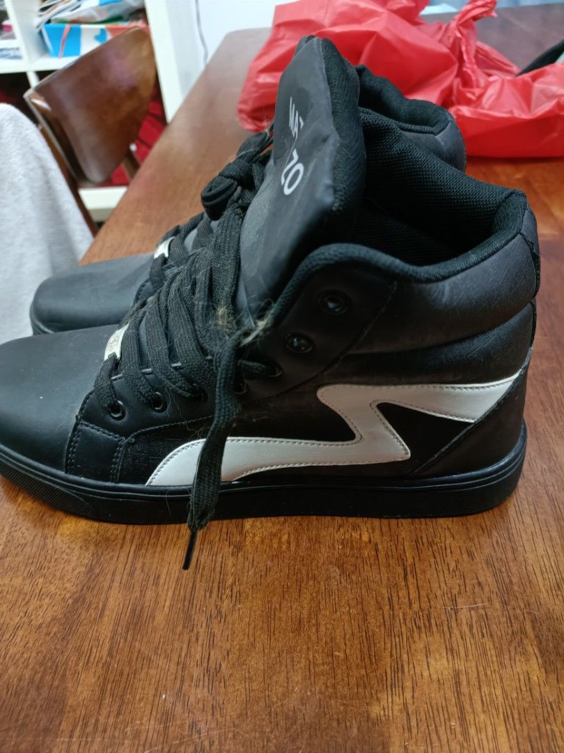 High cut shoe Eu 42, Men's Fashion, Footwear, Sneakers on Carousell