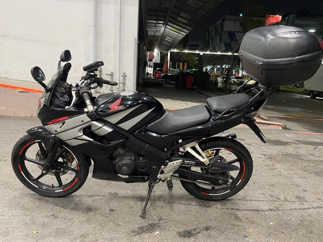 Honda CBR150R M, Motorcycles, Motorcycles for Sale, Class 2B on Carousell