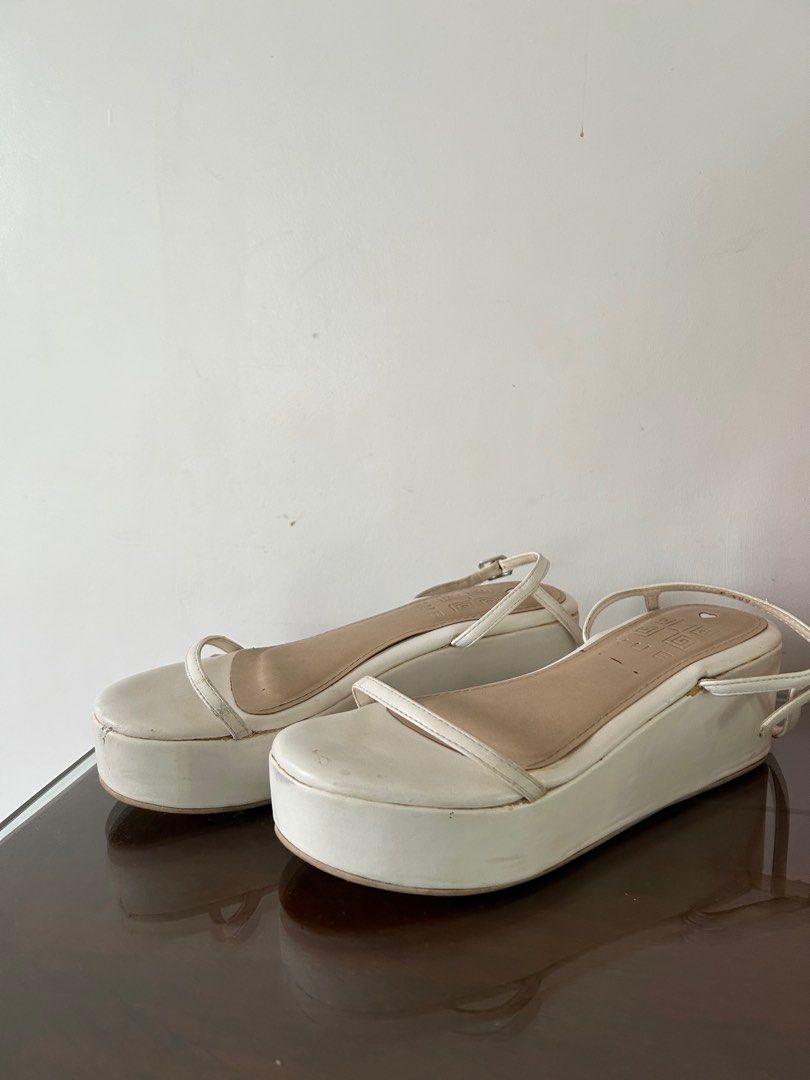 HUE manila platform sandals white, Women's Fashion, Footwear, Flats ...