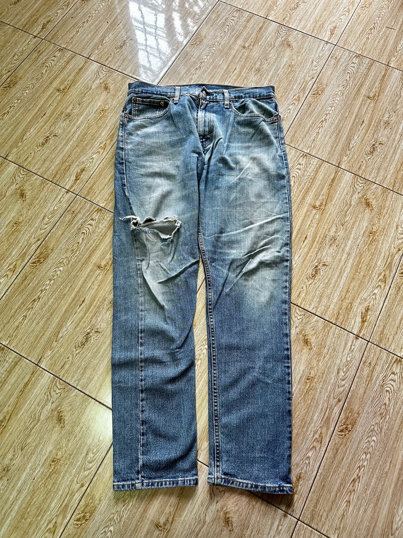 Levis Single R Ripped, Men's Fashion, Bottoms, Jeans on Carousell