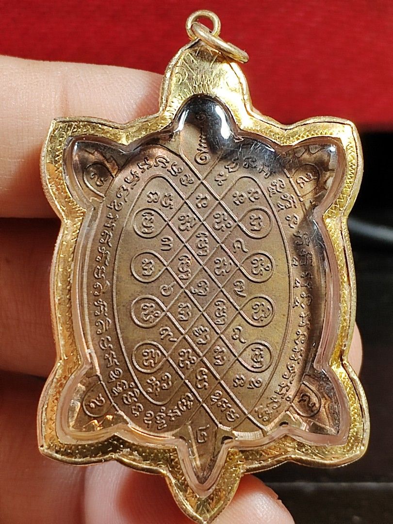 Lp Liew (龙婆柳）Phaya Tao Roon Sukjai (素材） #Lp Liew# 龙婆柳＃ Lp Liu#Thai Amulet # 佛牌, Hobbies & Toys ...