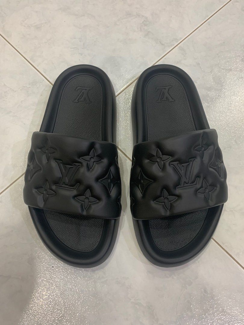 Louis Vuitton Slides LV waterfront mule, Men's Fashion, Footwear ...