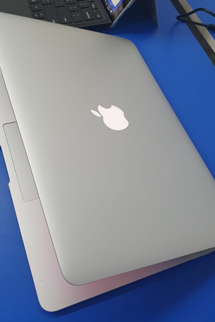 Mack book air 2017 intel core i7 8GB RAM 256GB SSD, Computers & Tech ...