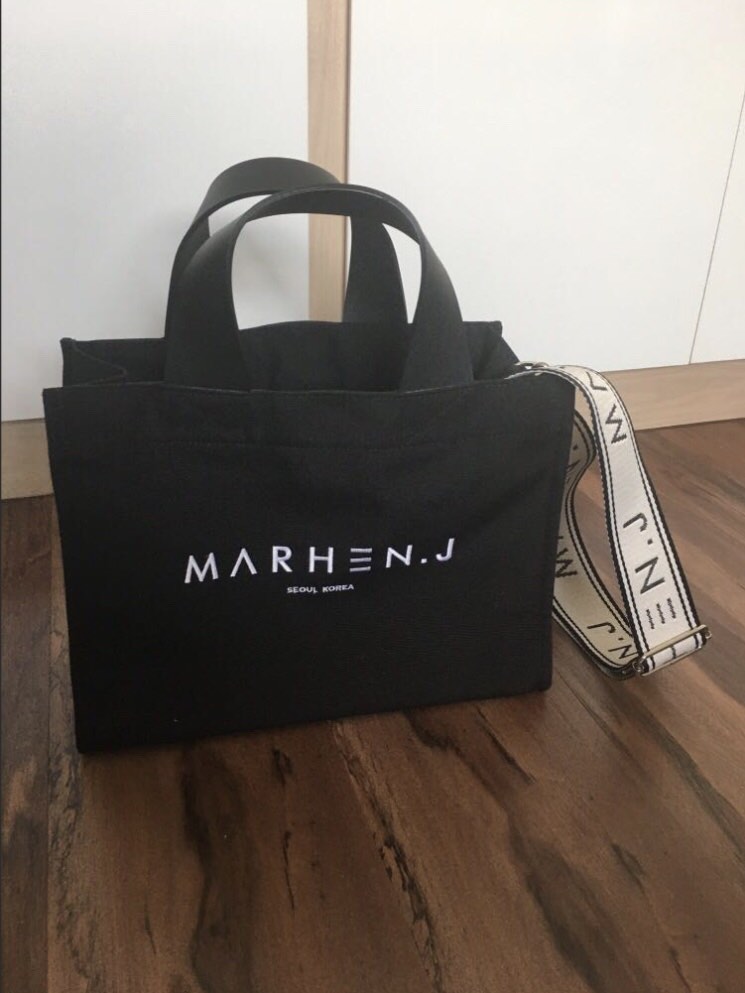 Marhen J, Women's Fashion, Bags & Wallets, Cross-body Bags on Carousell