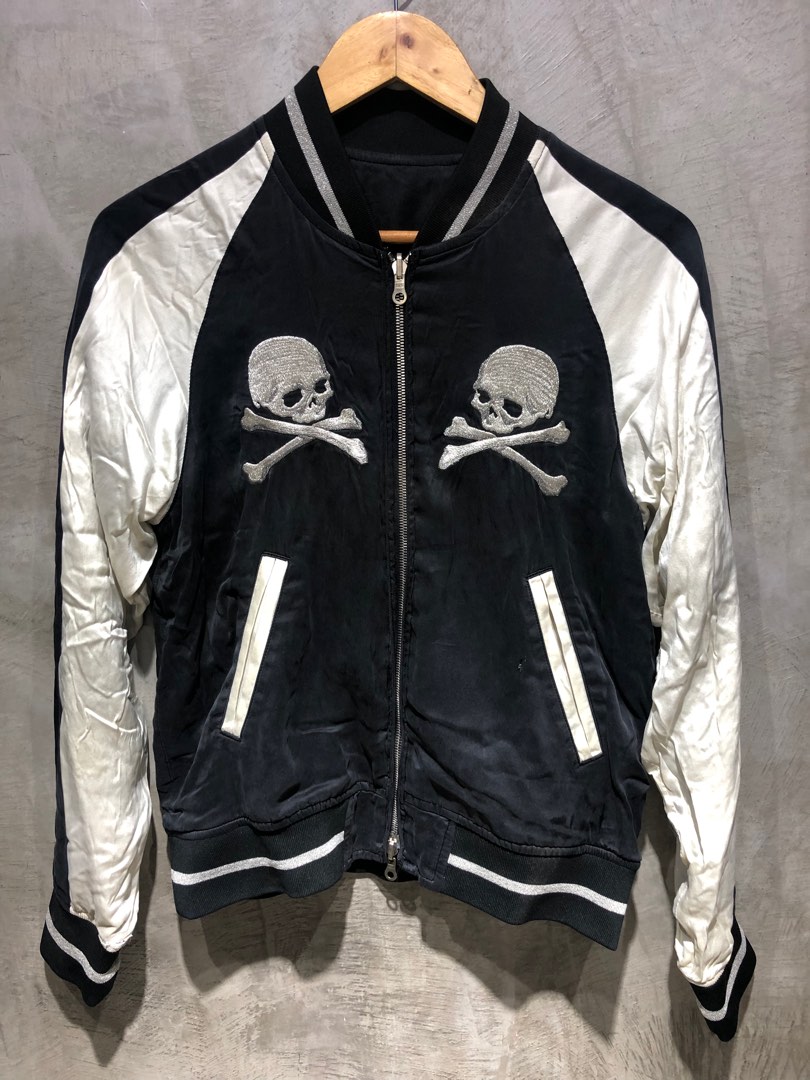 Mastermind japan velour skull varsity jacket, Men's Fashion, Coats ...