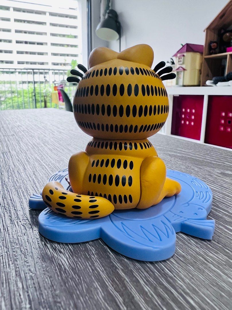 Mighty jaxx Garfield Jason freeny popmart, Hobbies & Toys, Toys & Games ...