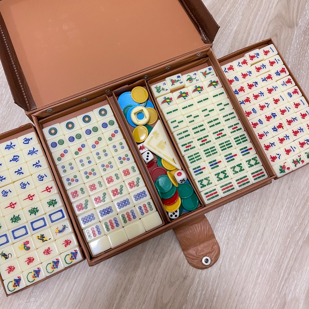 Mini Mahjong Set, Hobbies & Toys, Toys & Games on Carousell