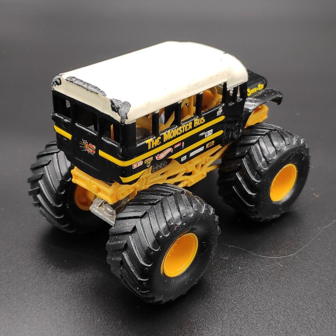Monster Jam Bigfoot Hotwheel The monster bus, Hobbies & Toys, Toys ...