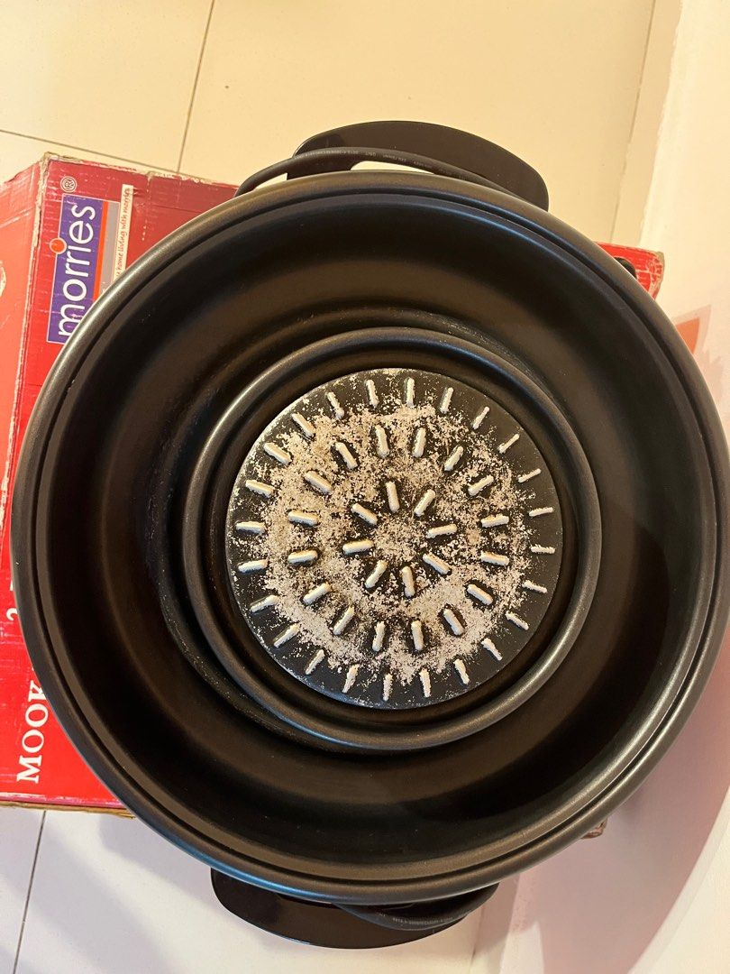 Morries 2in 1 Mookata BBQ Hot Pot, TV & Home Appliances, Kitchen ...