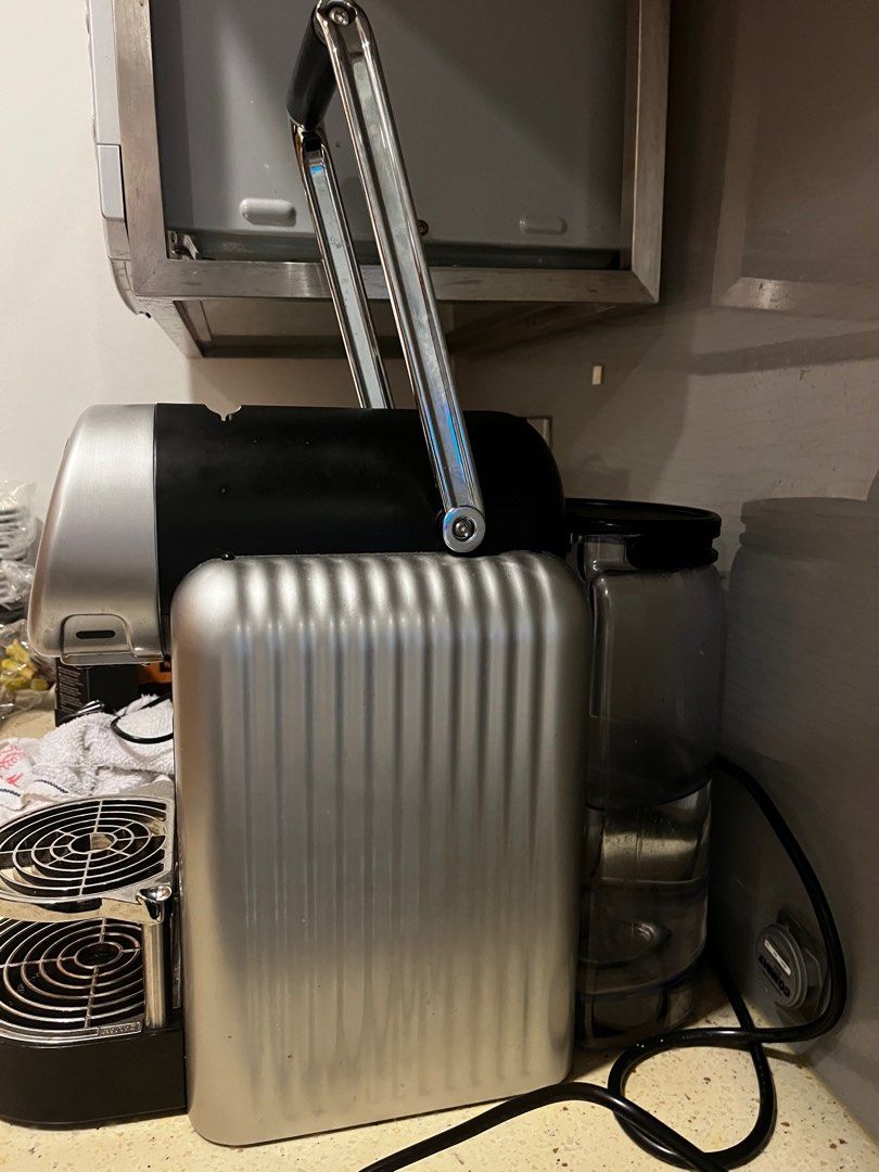 Bundle: Nespresso Zenius Professional Coffee Machine, frother and 100 ...