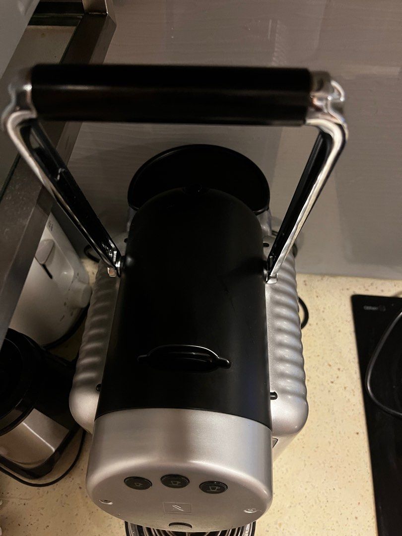 Bundle: Nespresso Zenius Professional Coffee Machine, frother and 100 ...