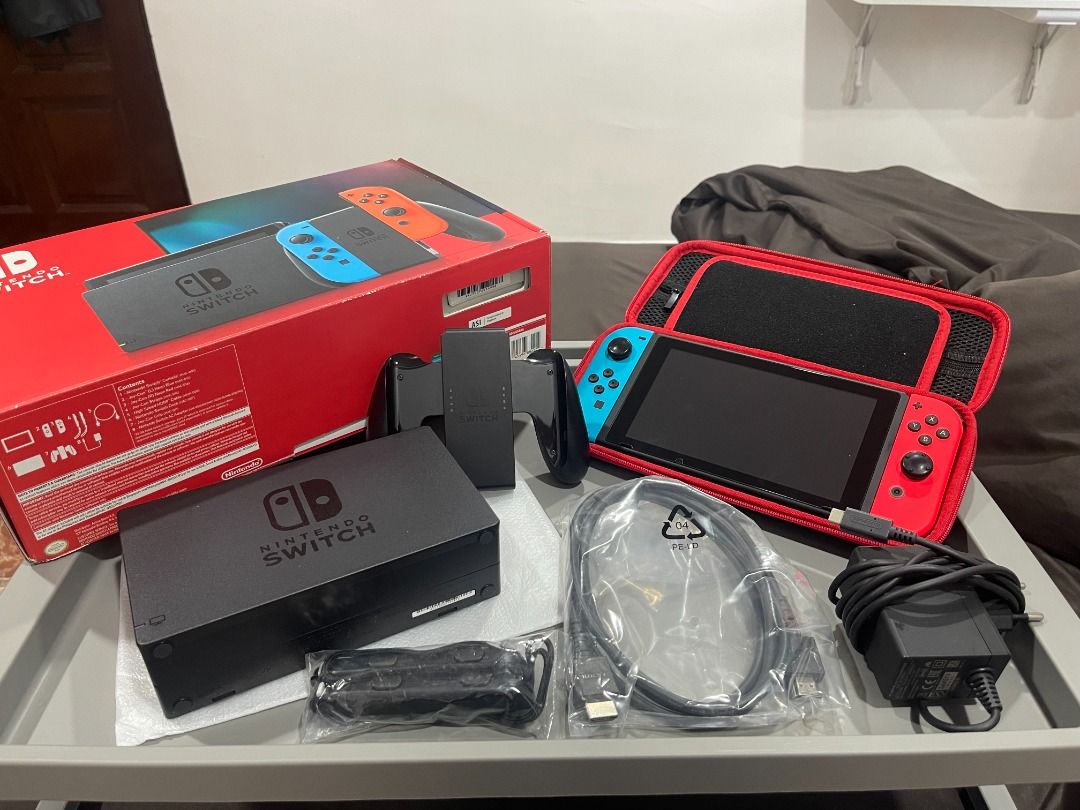 Nintendo Switch - Neon Blue + Neon Red Joy-Con Set with box, Video Gaming, Video Game Consoles ...
