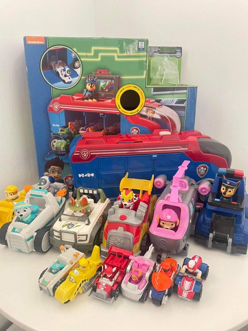 Paw Patrol set take all, Hobbies & Toys, Toys & Games on Carousell