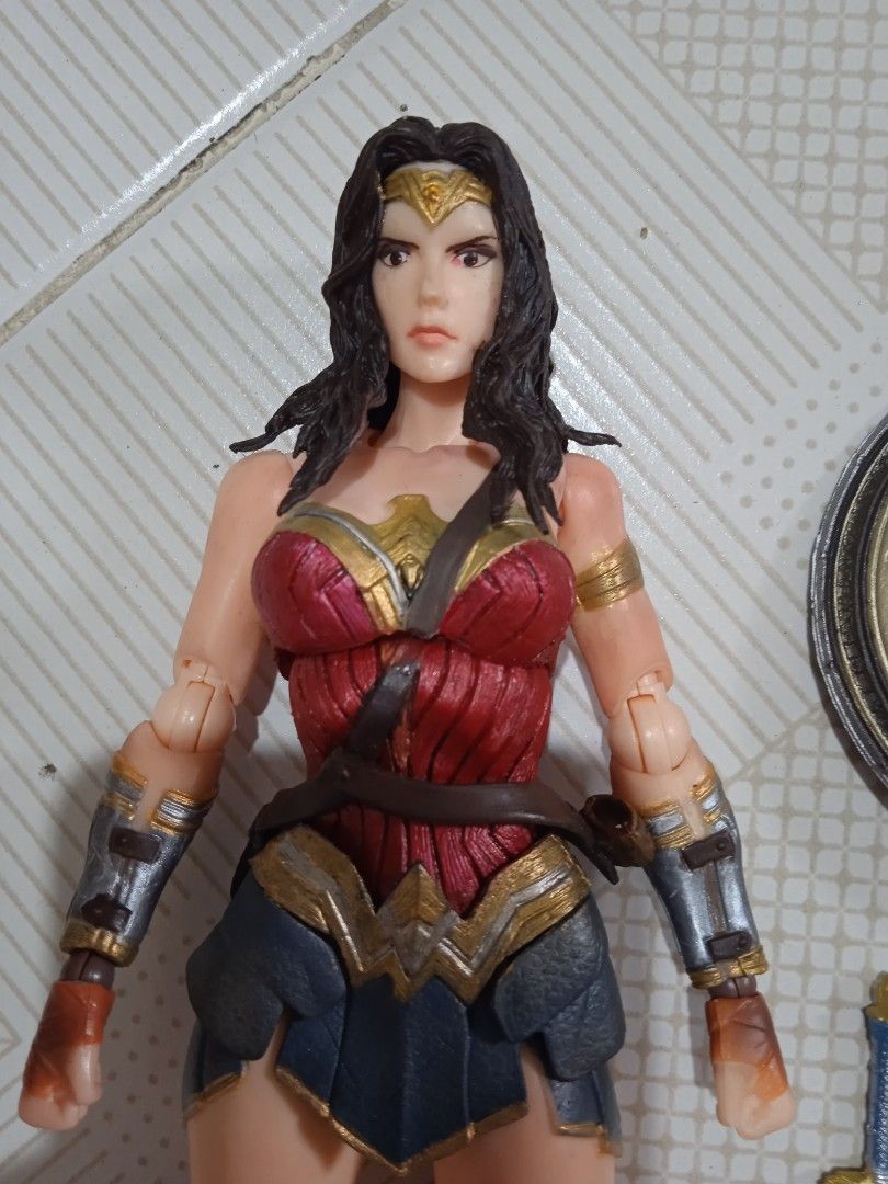Play Arts Kai Wonder Woman BVS, Hobbies & Toys, Toys & Games on Carousell