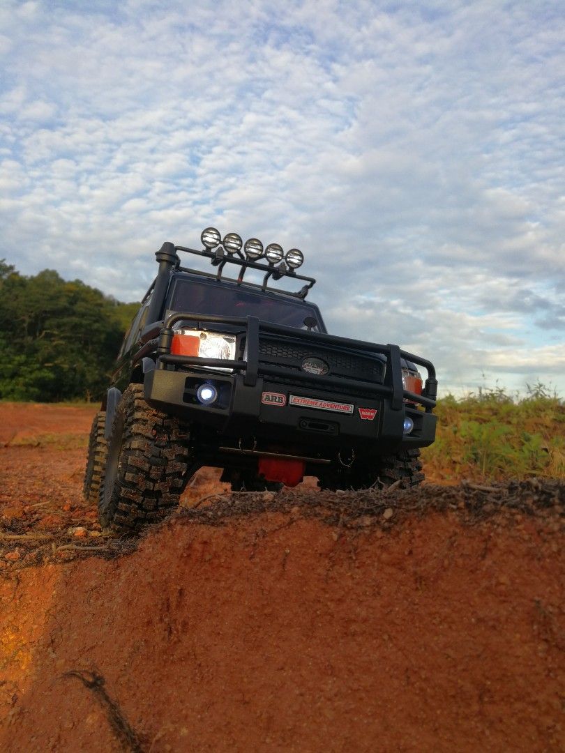 rgt ex86190 1/10 crawler, Hobbies & Toys, Toys & Games on Carousell