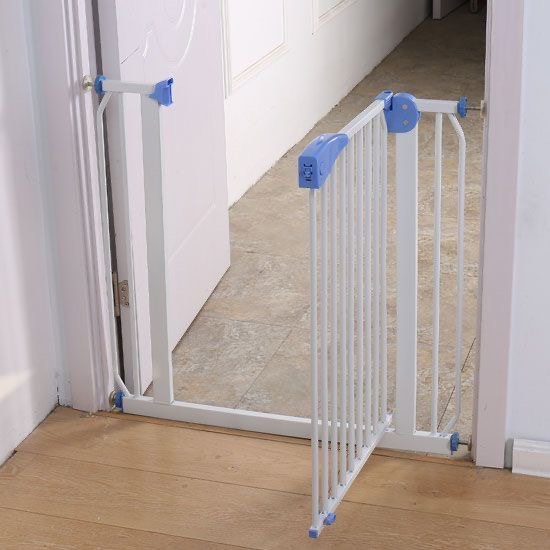 Safety baby gate, Babies & Kids, Baby Nursery & Kids Furniture, Safety ...