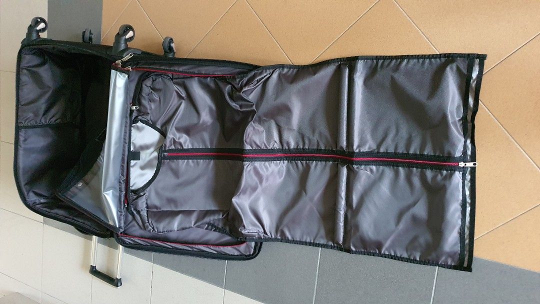 Samsonite 26-27 inch Luggage ( see description), Hobbies & Toys, Travel ...