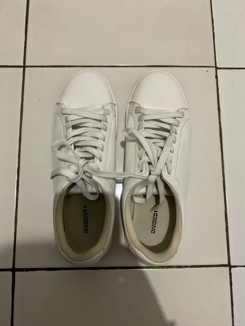 Sepatu Putih h&m, Fesyen Wanita, Sepatu di Carousell