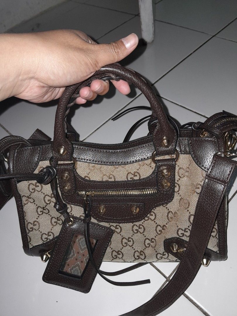 Net - Tas mahal mulus, Fesyen Wanita, Tas & Dompet di Carousell