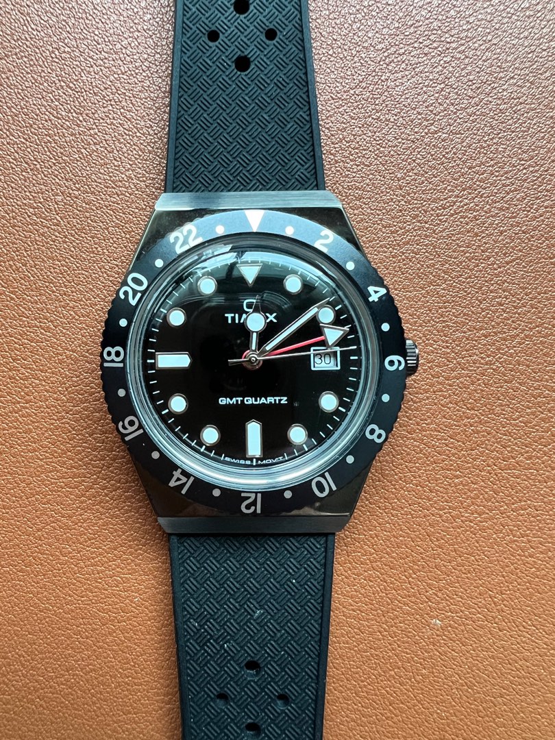 Timex Q gmt black/grey, Men's Fashion, Watches & Accessories, Watches ...