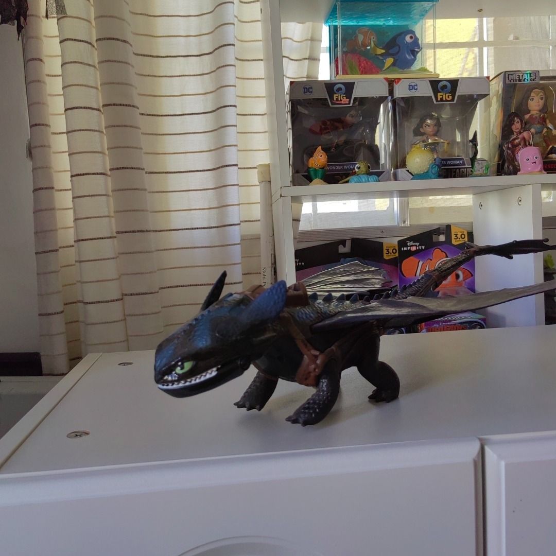 Toothless Large Figure from How to Train your Dragon, Hobbies & Toys ...