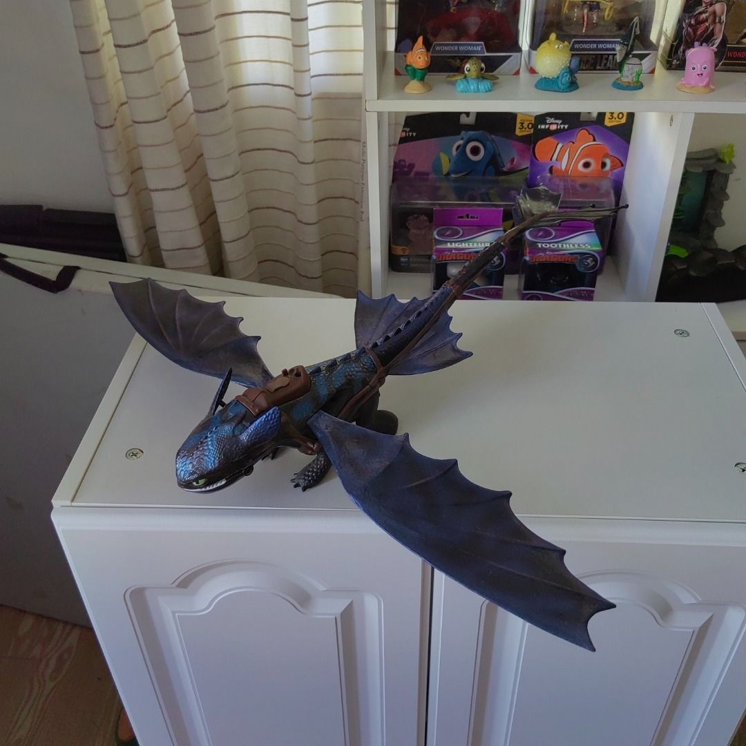 Toothless Large Figure from How to Train your Dragon, Hobbies & Toys ...