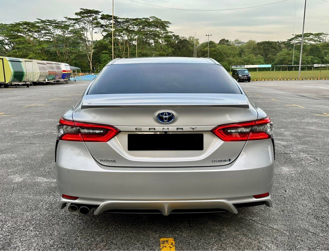 Toyota Camry Hybrid 2.5A Elegance Auto, Cars, Used Cars on Carousell