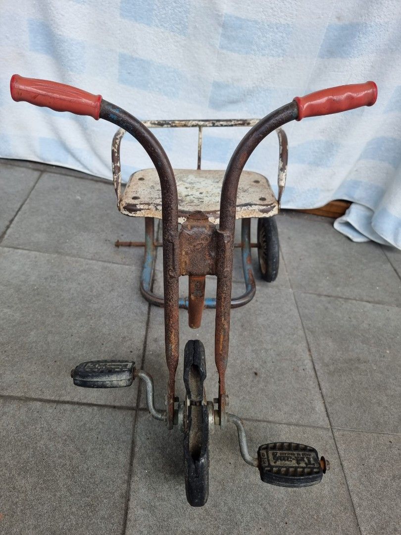 Tri Ang Triang England Tricycle Paddle Rare, Hobbies & Toys ...