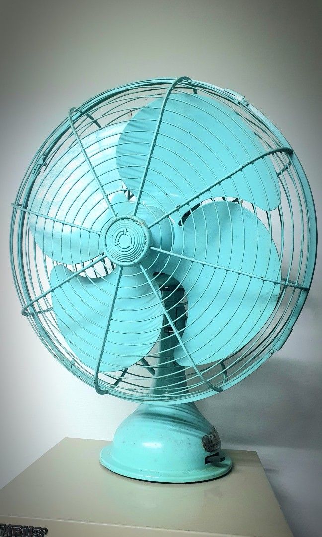 Vintage old school desk fan, TV & Home Appliances, Other Home ...