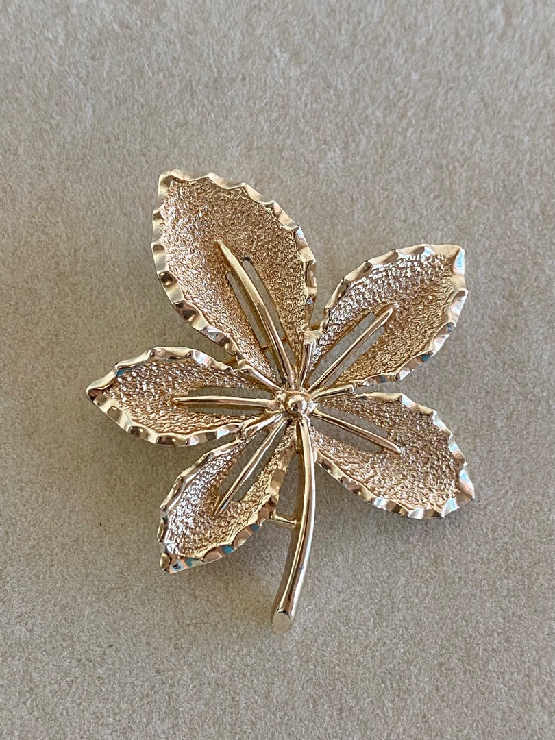 VINTAGE SARAH COVENTRY BROOCH 258, Women's Fashion, Jewelry ...