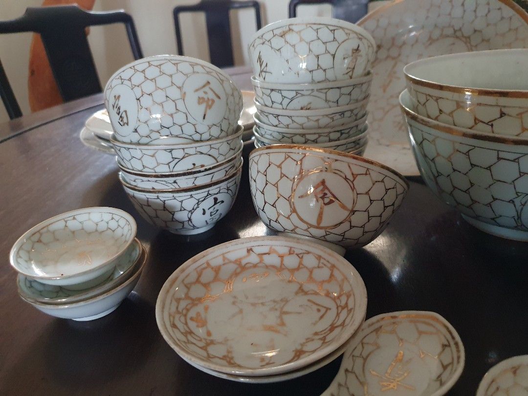 100-pc vintage "Chang-Ming-Fu- Gui" gold-gilted Chinese dinnerware ...