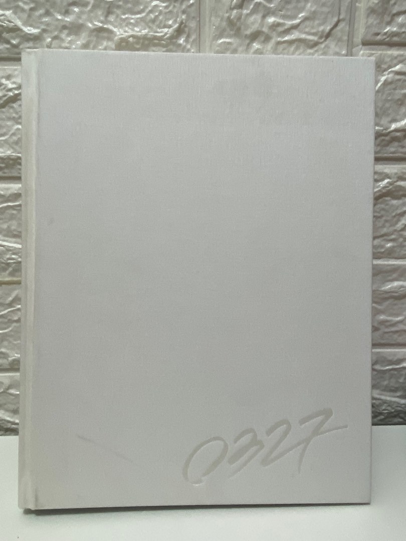 BLACKPINK LISA VOL 2 SECOND EDITION, 興趣及遊戲, 收藏品及紀念品, 韓流 - Carousell