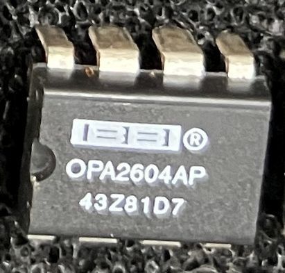 Burr-Brown OPA2604 Operation Amplifier, 音響器材, 可攜式音響設備 - Carousell