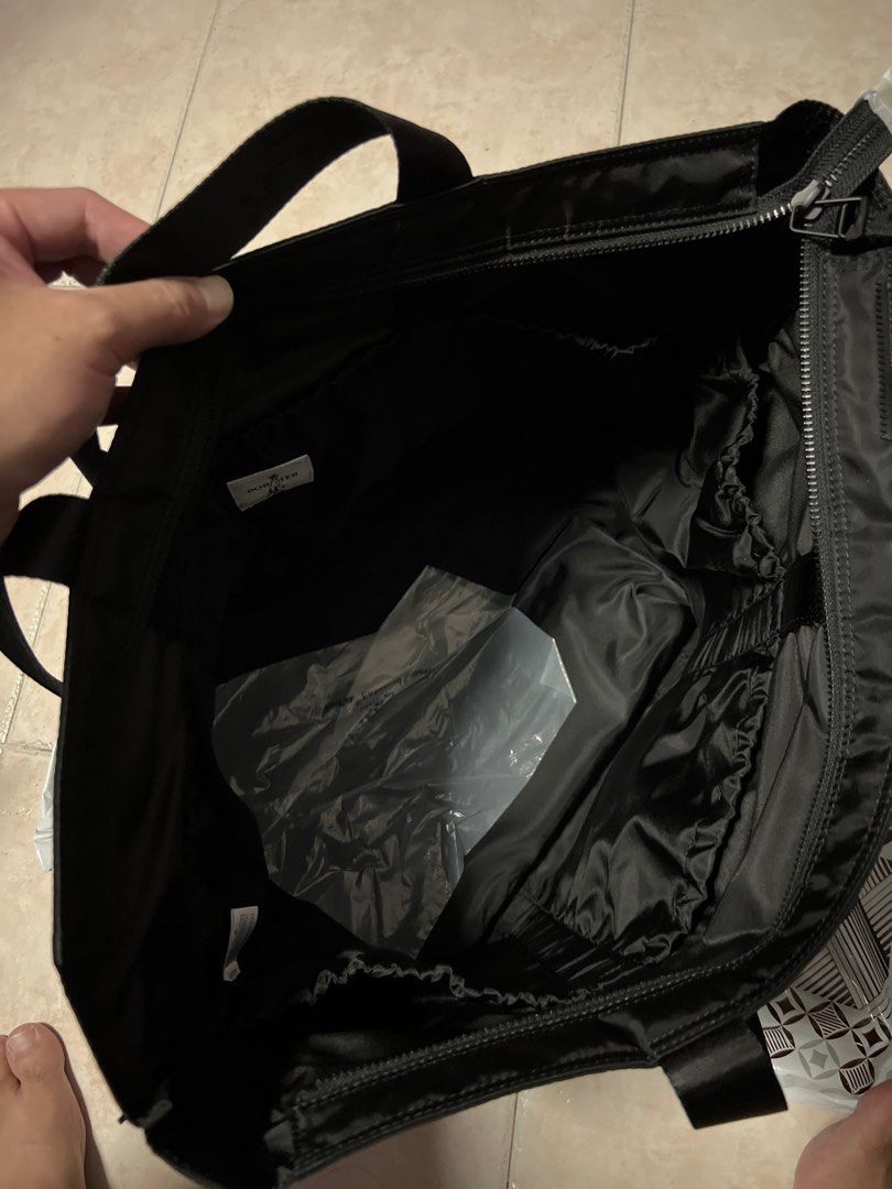 Cache tote bag Bag of joy 2023, Women's Fashion, Bags & Wallets, Tote Bags on Carousell