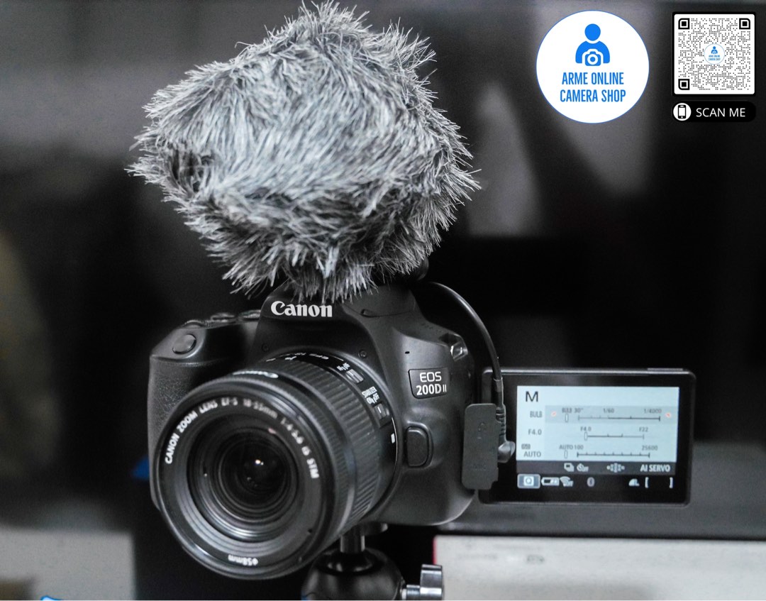 Canon 200D Mark II 4K Ultra HD DSLR Camera Complete Boxed and Vlogging ...