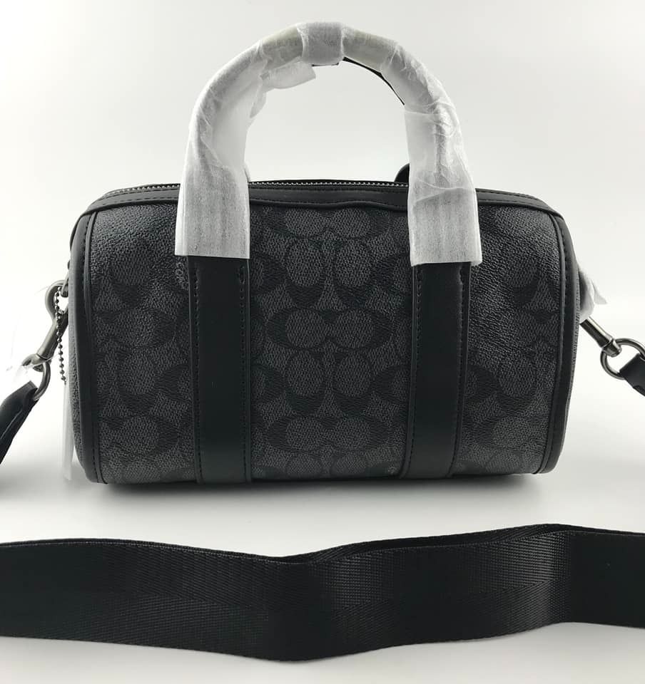COACH GOTHAM DUFFLE 24 IN SIGNATURE CANVAS, Luxury, Bags & Wallets on ...