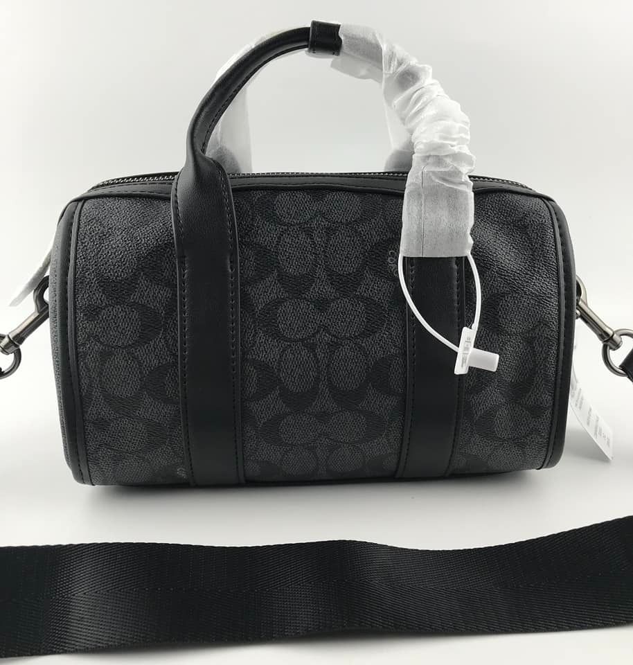 COACH GOTHAM DUFFLE 24 IN SIGNATURE CANVAS, Luxury, Bags & Wallets on ...