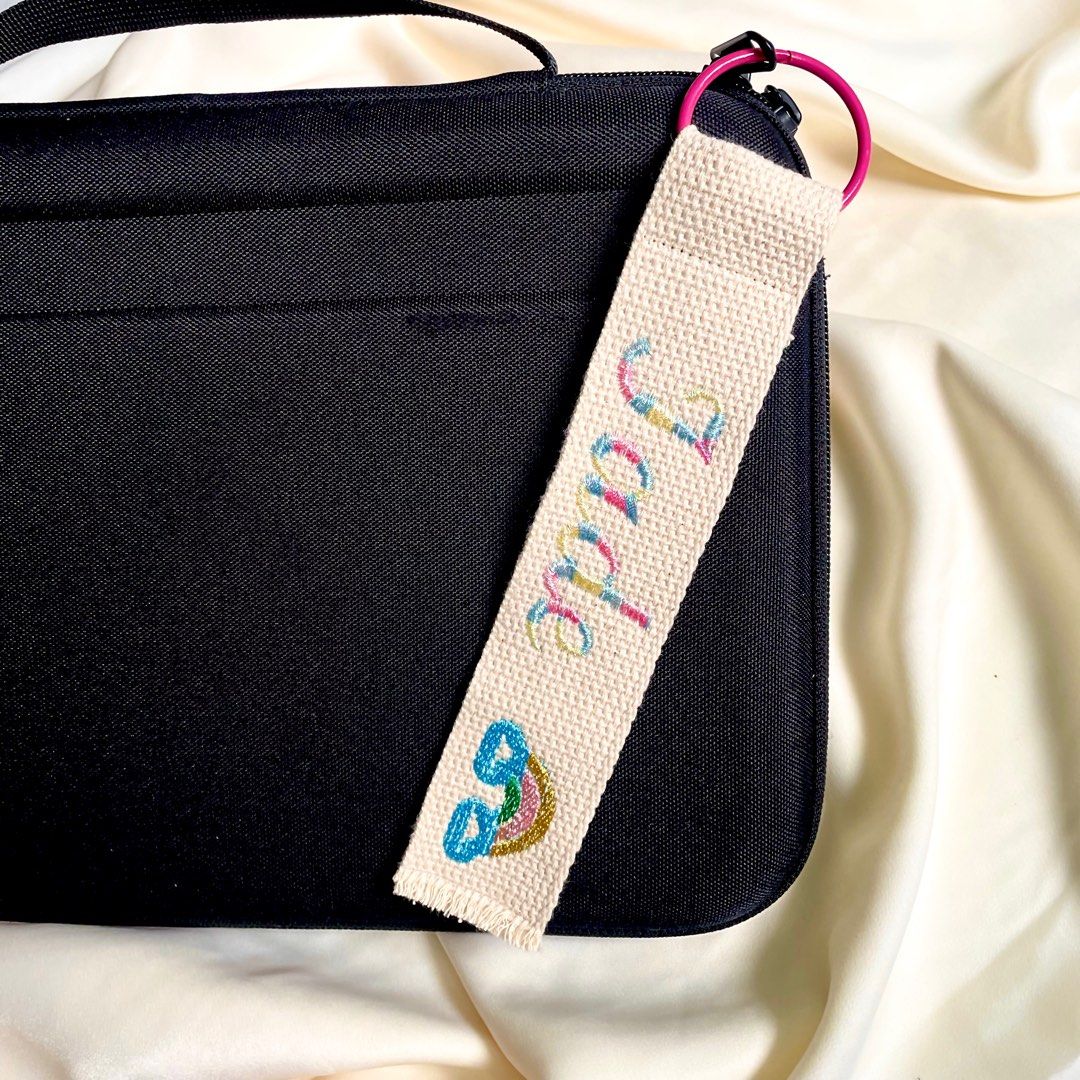 Customised / Personalised / Embroidery Name Tag / Key Chain / Bag Tag ...