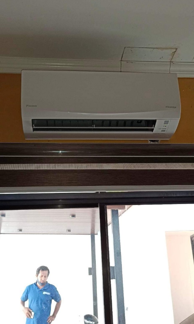Daikin split type inverter Aircon with free installation brand new ...
