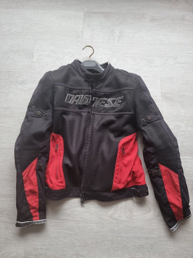 Dainese Mesh Jacket Size 50, Motorcycles, Motorcycle Apparel on Carousell