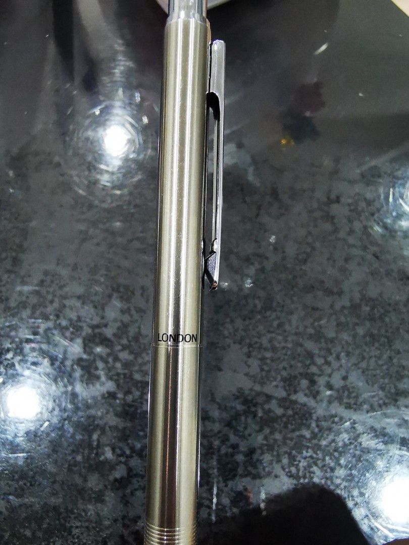 DAKS Simpson London mechanical pencil, Hobbies & Toys, Stationery ...