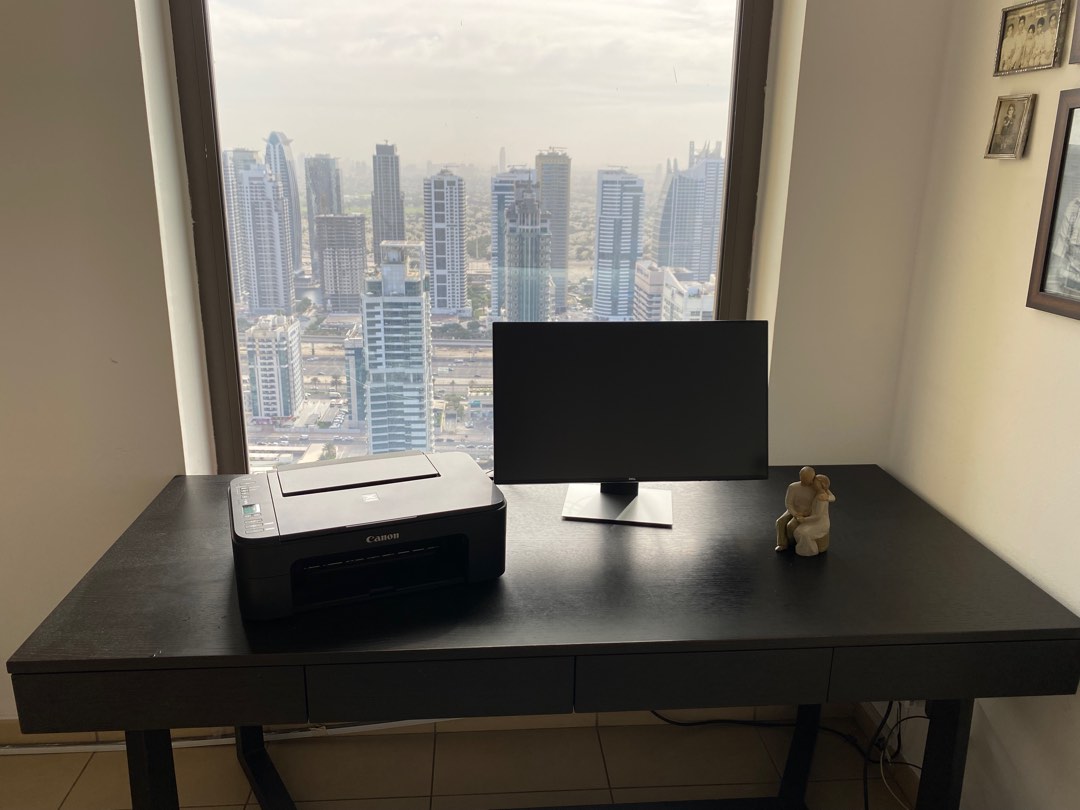 Desk, Furniture & Home Living, Furniture, Tables & Sets on Carousell