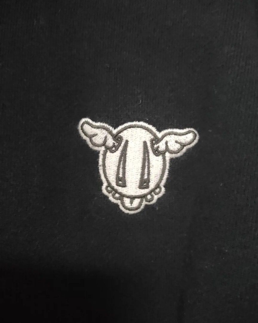 D'face X Uniqlo, Men's Fashion, Tops & Sets, Hoodies on Carousell