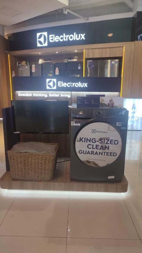 ELECTROLUX FRONT LOAD AUTOMATIC WASHING MACHINE, TV & Home Appliances ...